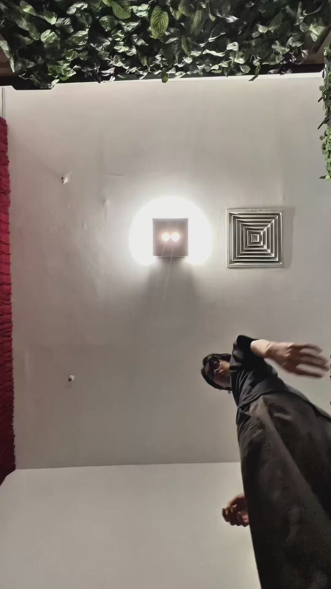 INNOVATIVE K7x Pro AI - Portable Projector Palm-sized, Inbuilt Battery ...